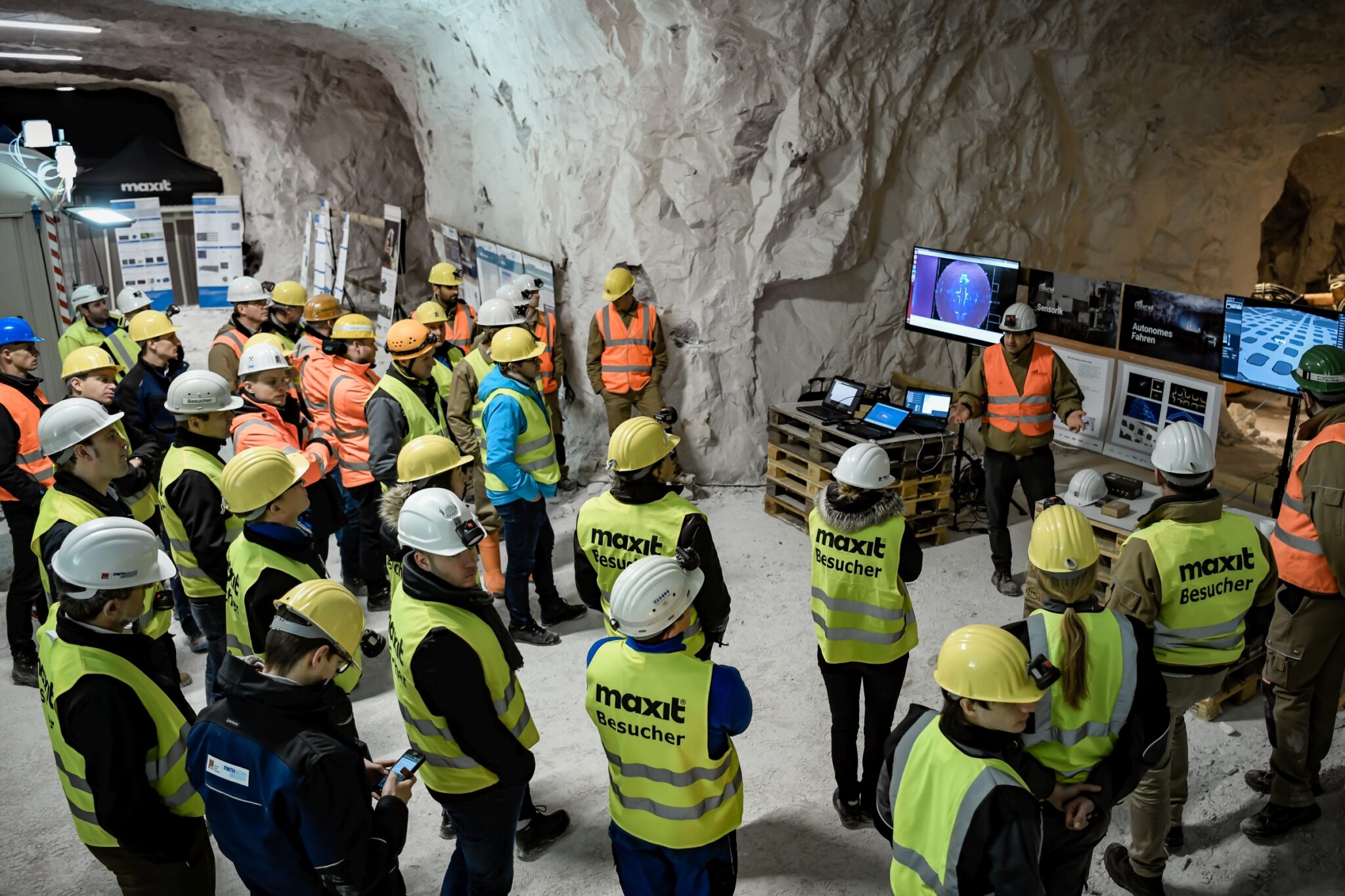 career - indurad - 3D Radar Machine Vision